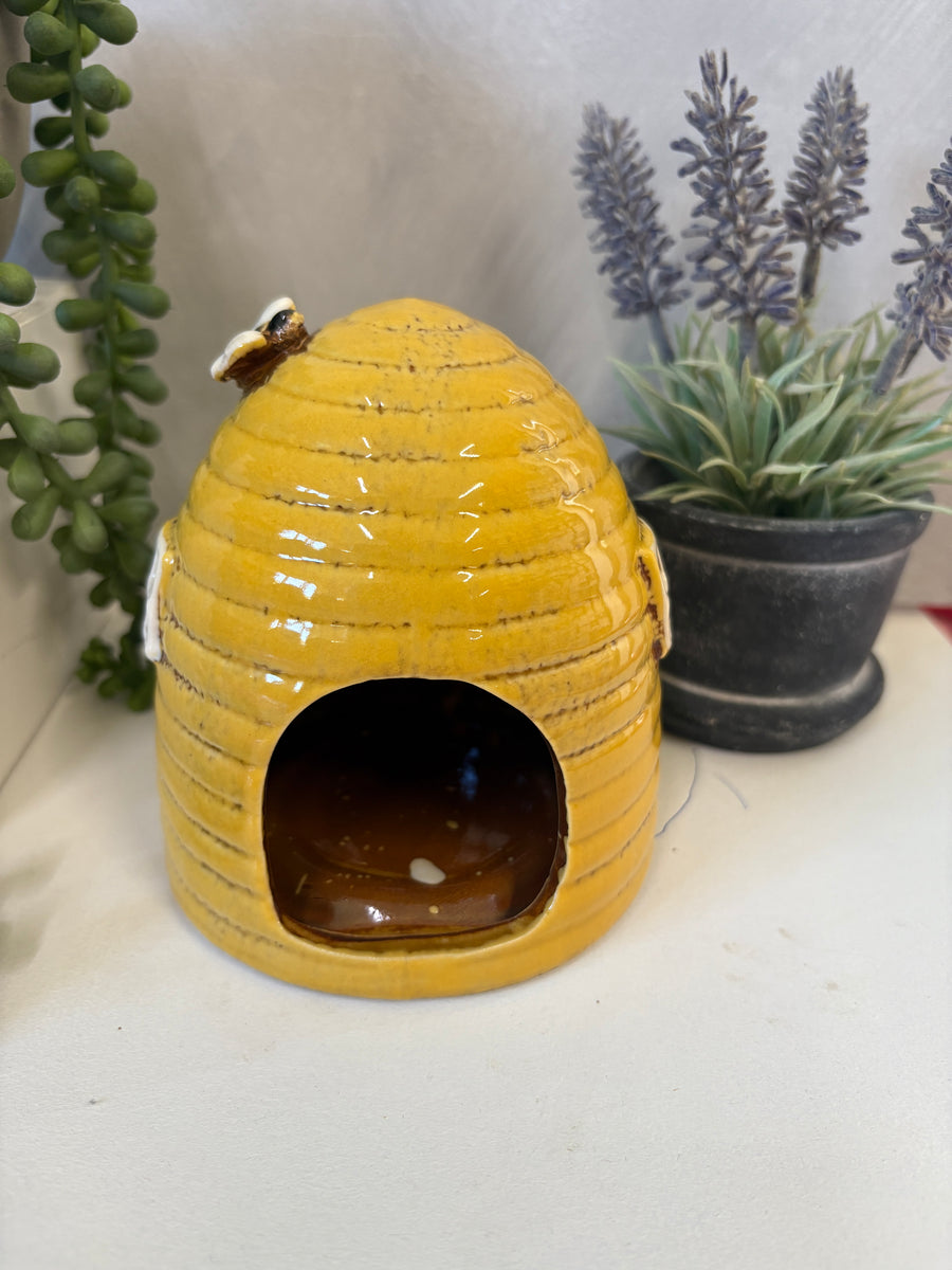 Village Pottery mini Bee Hive – Tissue box company